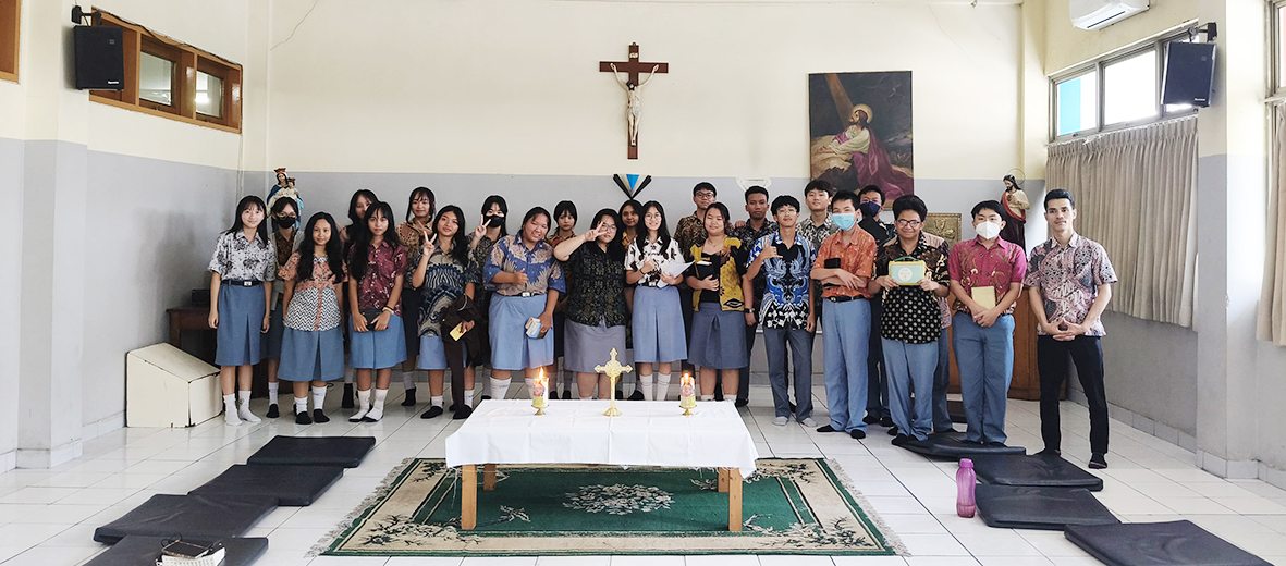 Memperteguh Iman dalam Komunitas SMA Vianney – Paroki Bojong Indah